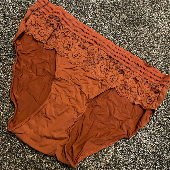anliqi | Intimates & Sleepwear | New Nwot Elegant Lace Large Womens ...